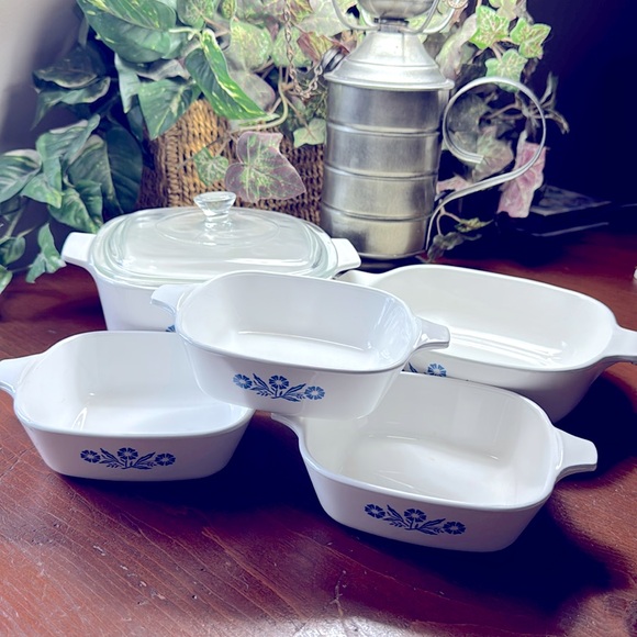 Corningware | Dining | Corning Ware Cornflower Blue Vintage Set | Poshmark
